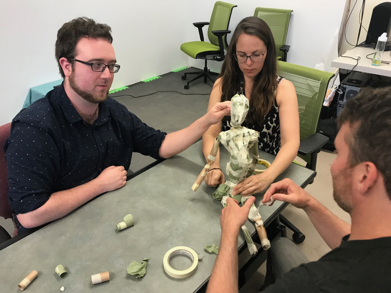 Bunraku Puppet Workshop with Mike Chin – Group Improvisation Lab Labs